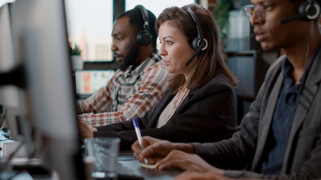 How To Reduce AHT for Faster, Smarter, More Satisfying Support - Voice.ai
