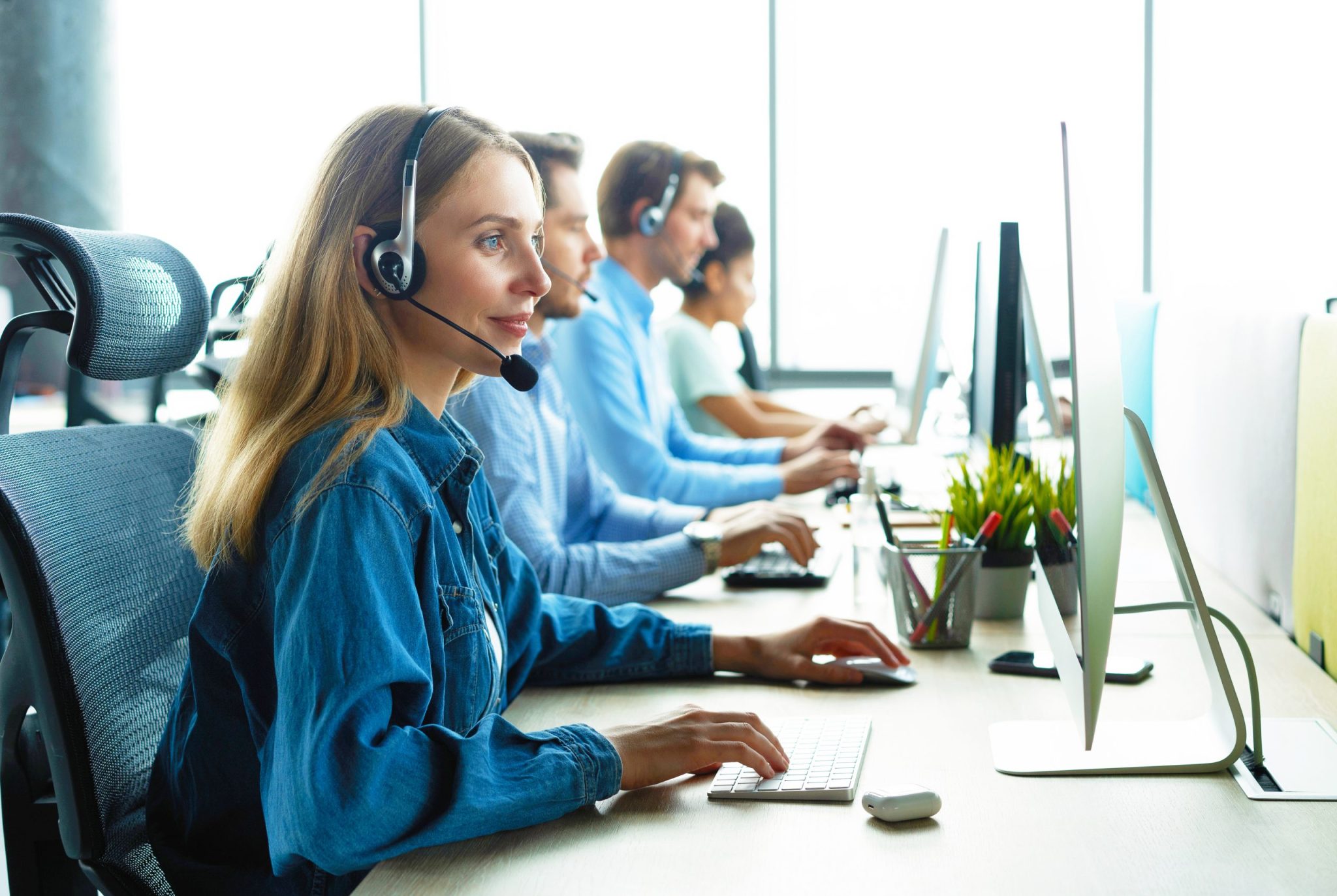 How to Design Efficient Call Routing with Call Flow Designer - Voice.ai