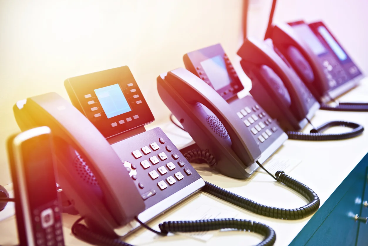 What is a SIP Phone? Key Features and Setup Instructions - Voice.ai