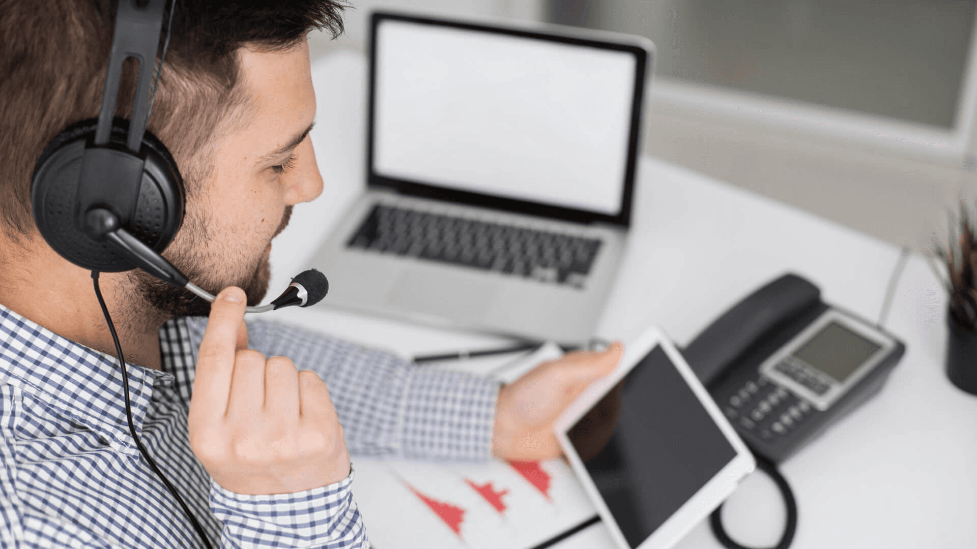 14 Essential Modern IVR Features for Efficient Call Centers - Voice.ai