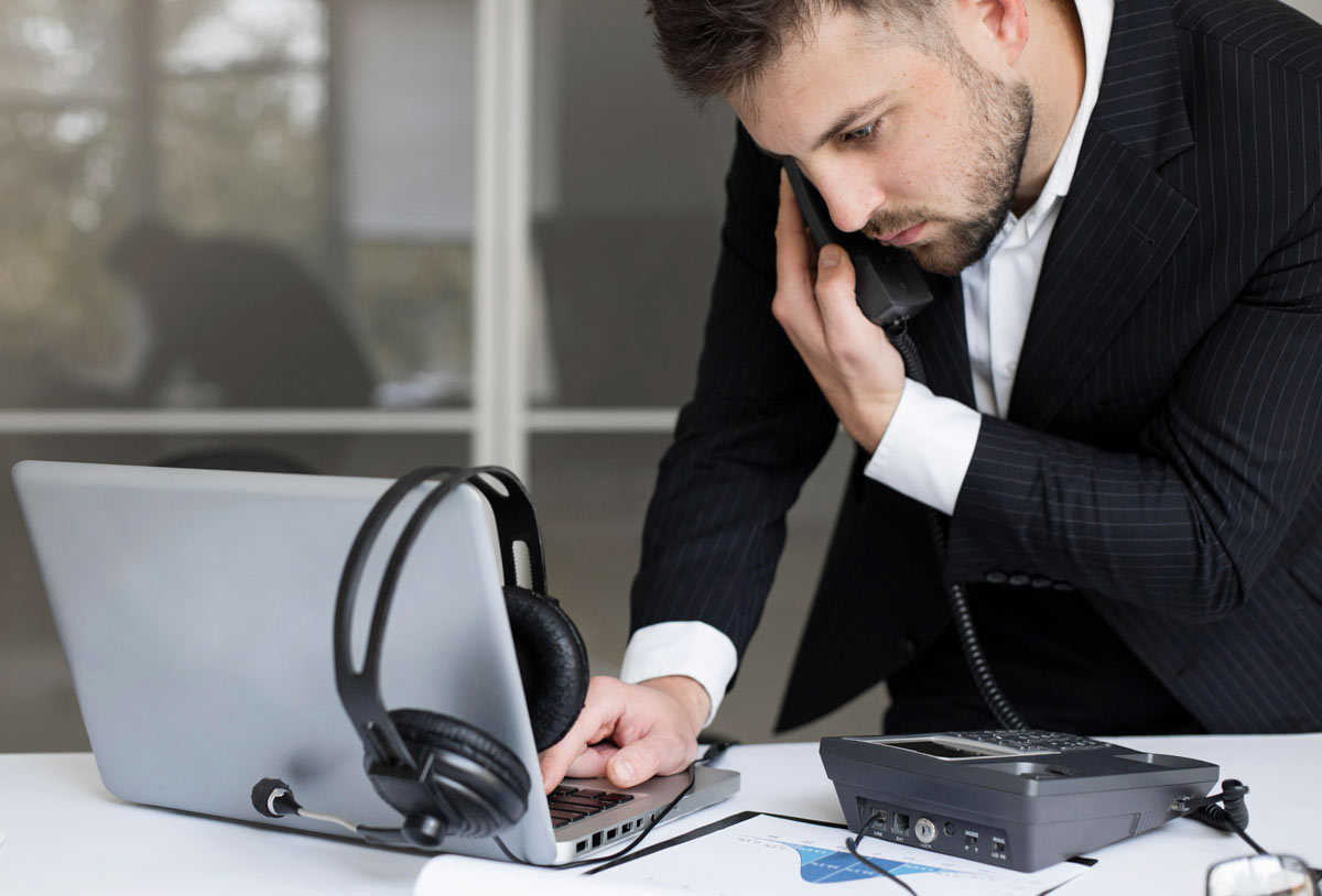 15 Remote Work Challenges (And 12 Proven Ways To Solve Them)