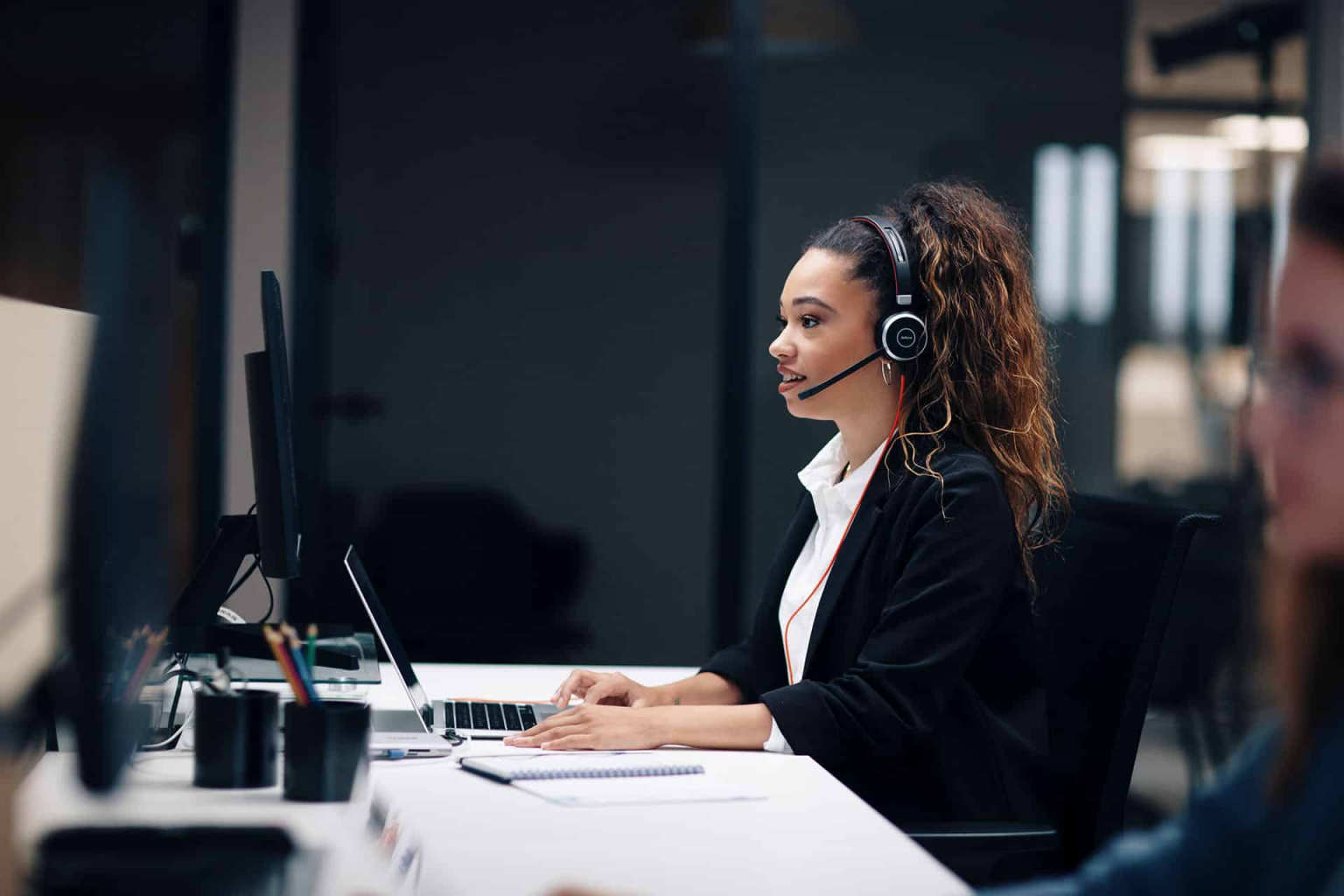 What Is Call Center Analytics and How To Use It To Reduce Churn - Voice.ai