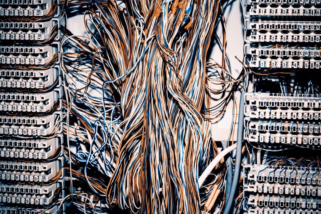 7 Best POTS Line Replacement Options for Reliable Communications - Voice.ai