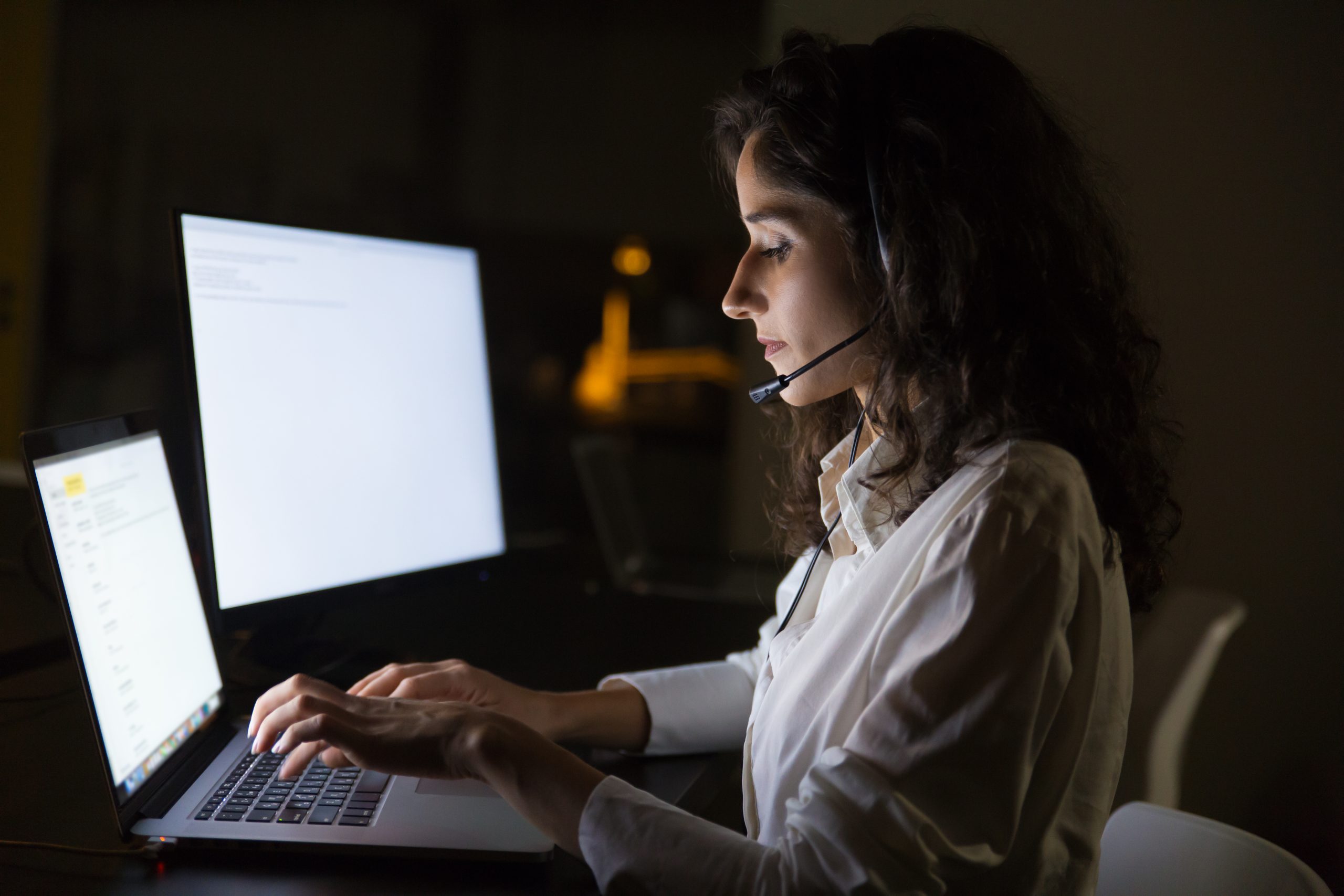 What is a BPO Call Center and How Does it Work? - Voice.ai